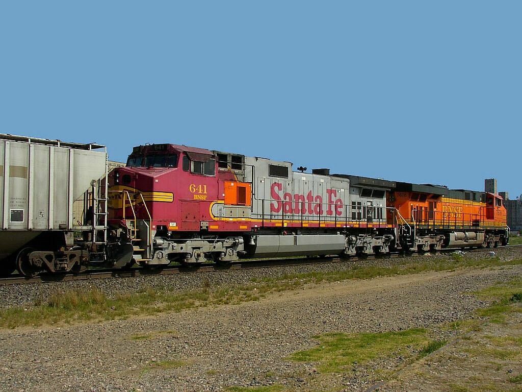 BNSF 641
